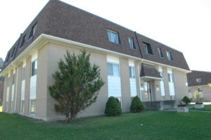 240 Conacher Dr, Kingston, ON K7K 2X2 (2 Bedroom)